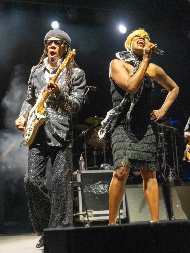 Live Review: Nile Rodgers and CHIC Are Le Freaks - Sheldon Ang Media