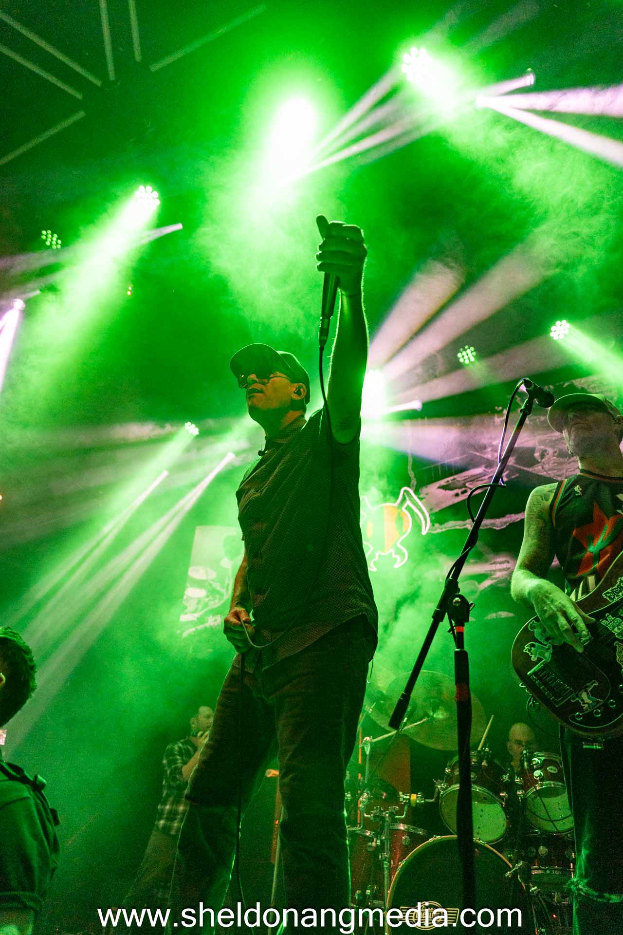 Photo Gallery: Alien Ant Farm and Drowning Pool in Perth 2025 - Sheldon ...
