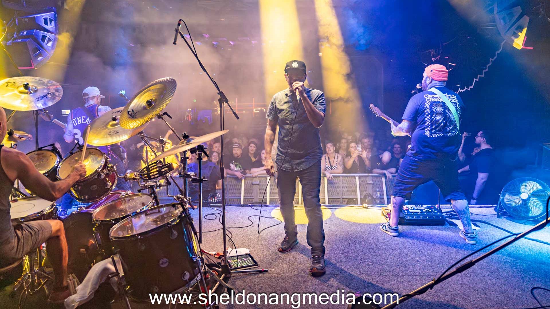 Photo Gallery: Alien Ant Farm and Drowning Pool in Perth 2025 - Sheldon ...