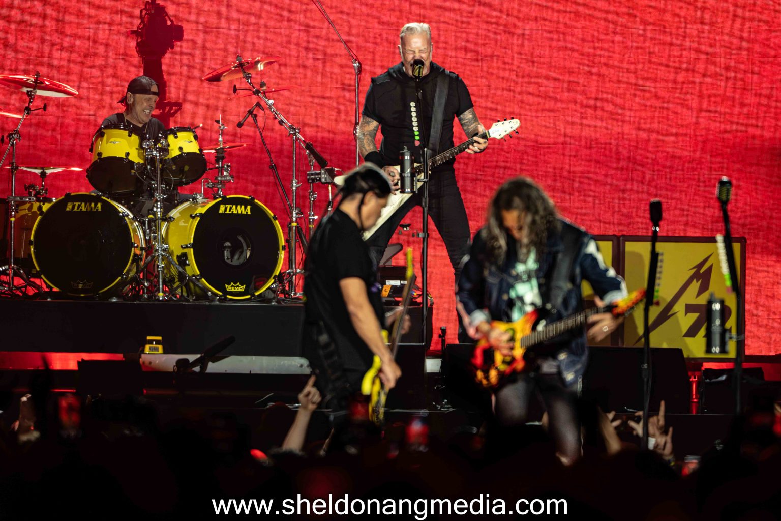 Live Review: Metallica M72 World Tour with Evanescence in Perth ...