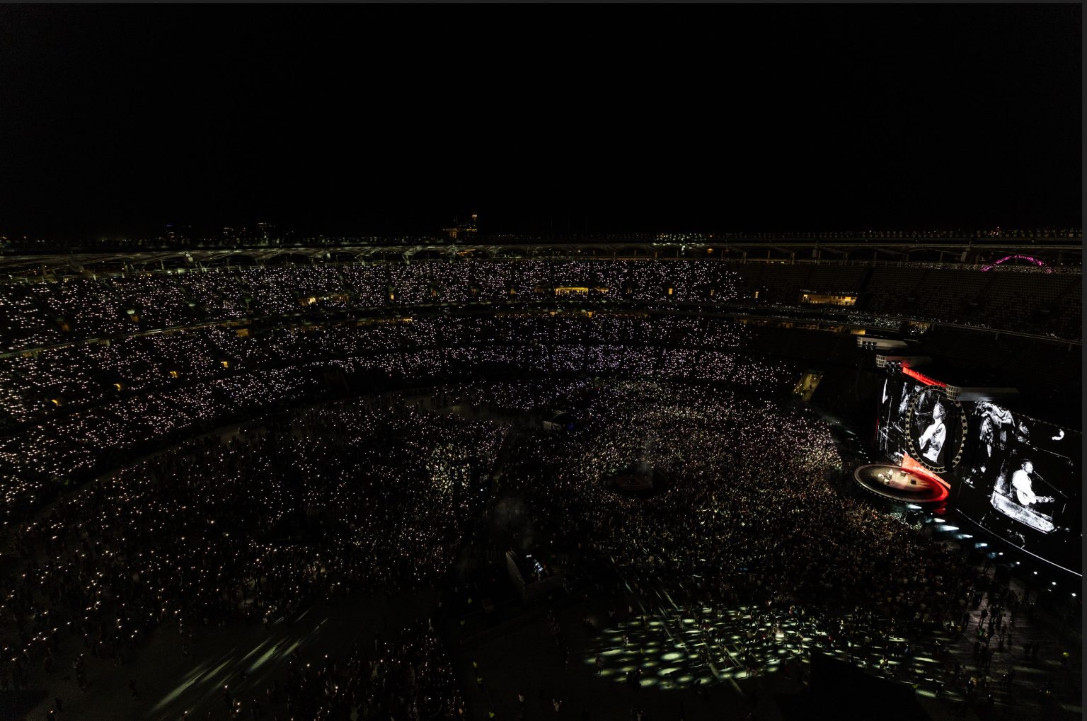 Live Review: Ed Sheeran Loop Tour in Perth 2026 - Sheldon Ang Media